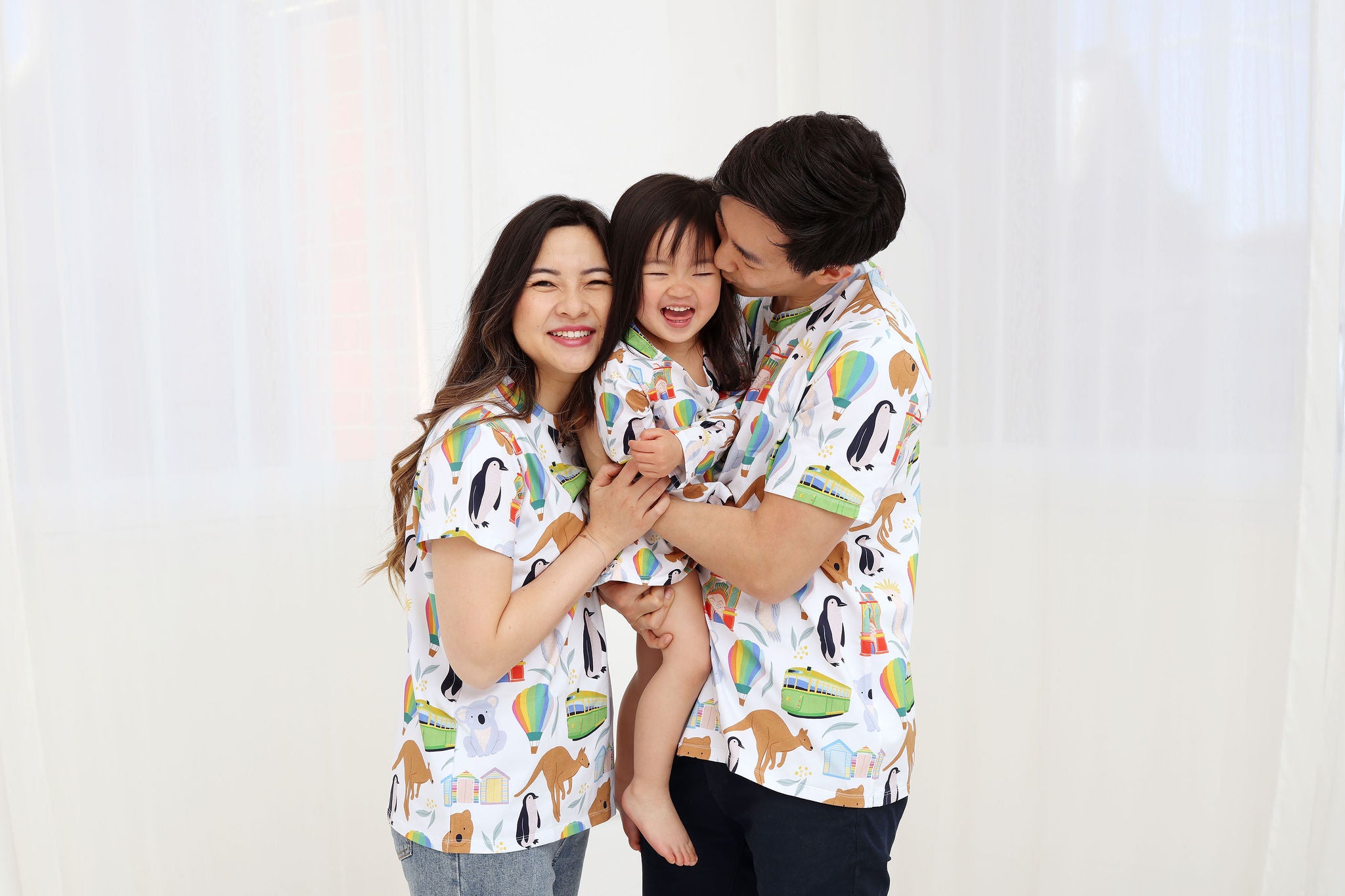 Family Get it now - Pebble and Poppet